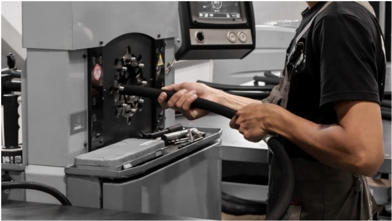 Hydraulic Hose Manufacturing – Array Hydraulics